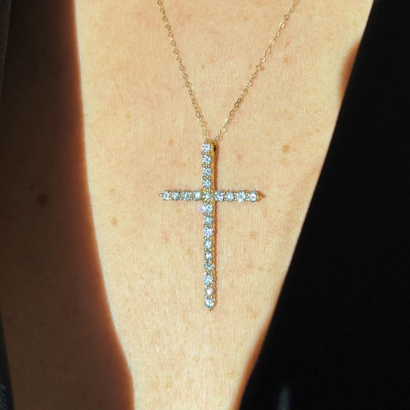 Flash Sale: 18K Gold Cross 2 Pendant with Natural Diamonds