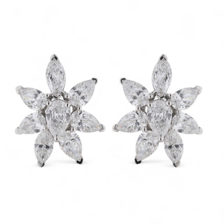 Nelly Diamond Earrings in 18K Gold | Celinni