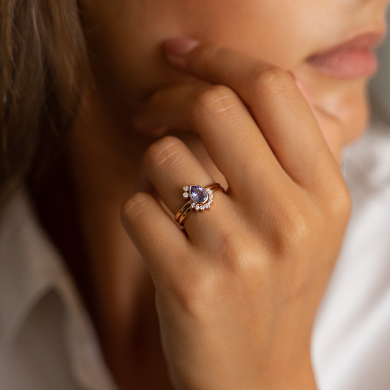 Claire engagement ring Parisienne Collection - Celinni